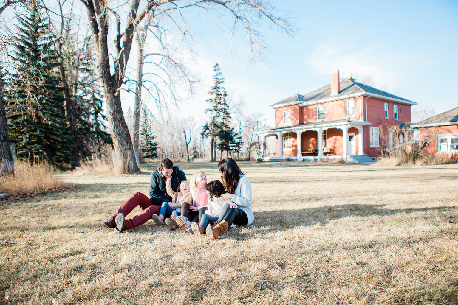 Calgary's Best Urban Family Photo Locations - sweetgingerphotography.com