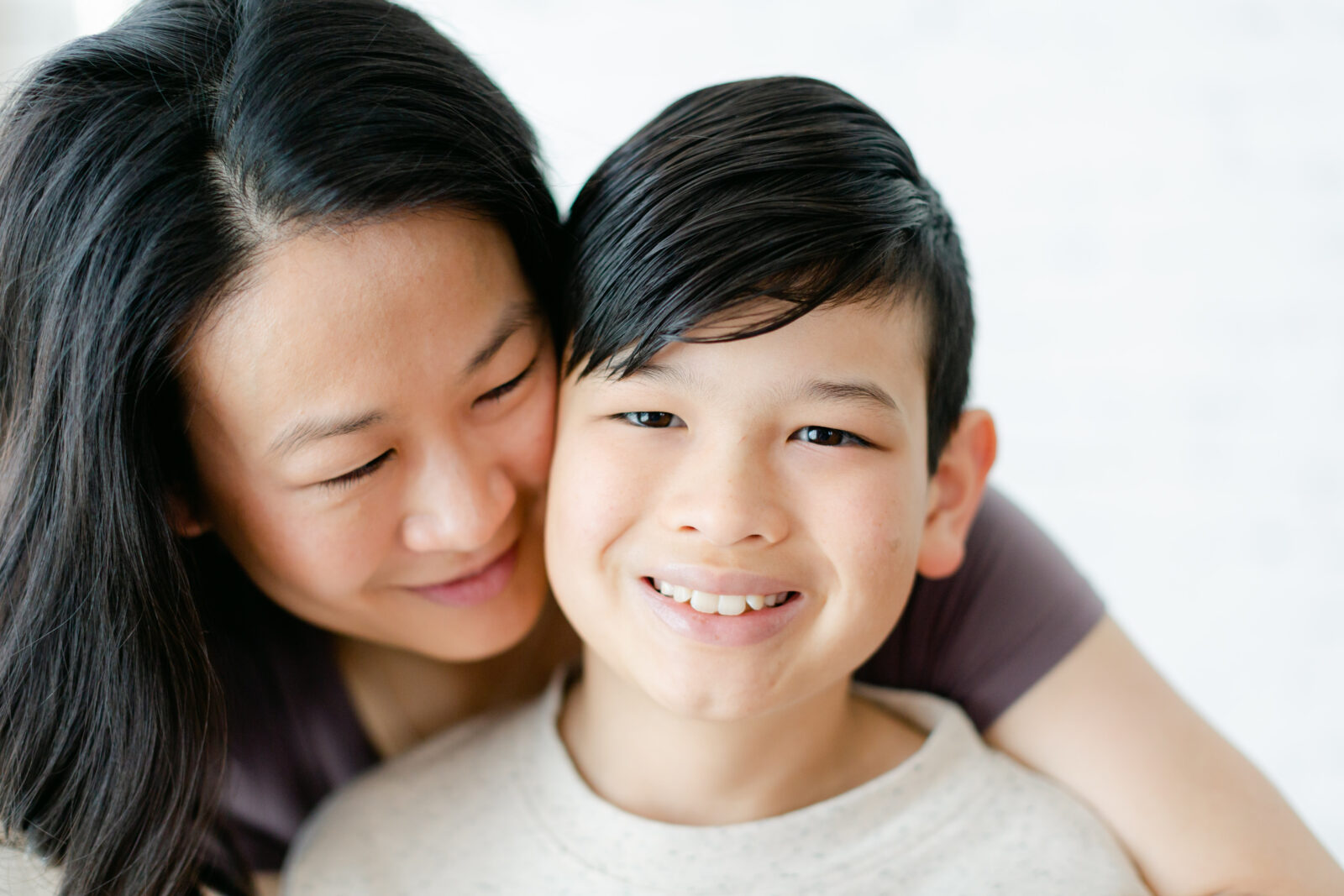 2024 Mother's Day Mini Sessions | Calgary | - sweetgingerphotography.com